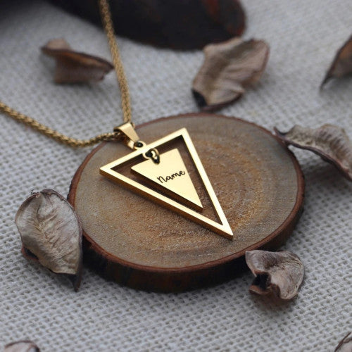 TRIANGLE SHAPE NECKLACE – Artsy Store